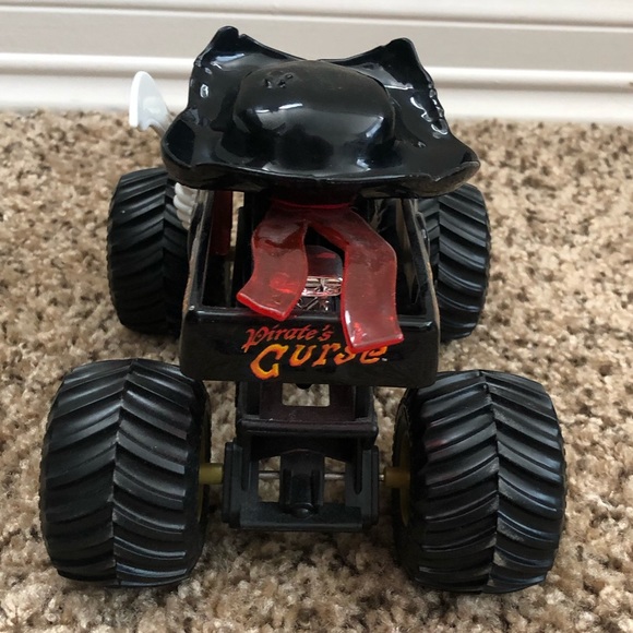 Monster Jam | Toys | Euc Monster Jam Pirates Curse 24 Scale Truck ...